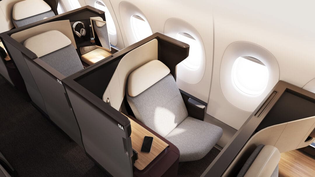 QANTAS: Cuts free First Class for executives and board members on ...